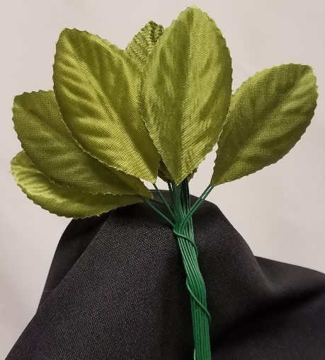 100 GREEN CORSAGE LEAVES/MEDIUM/100